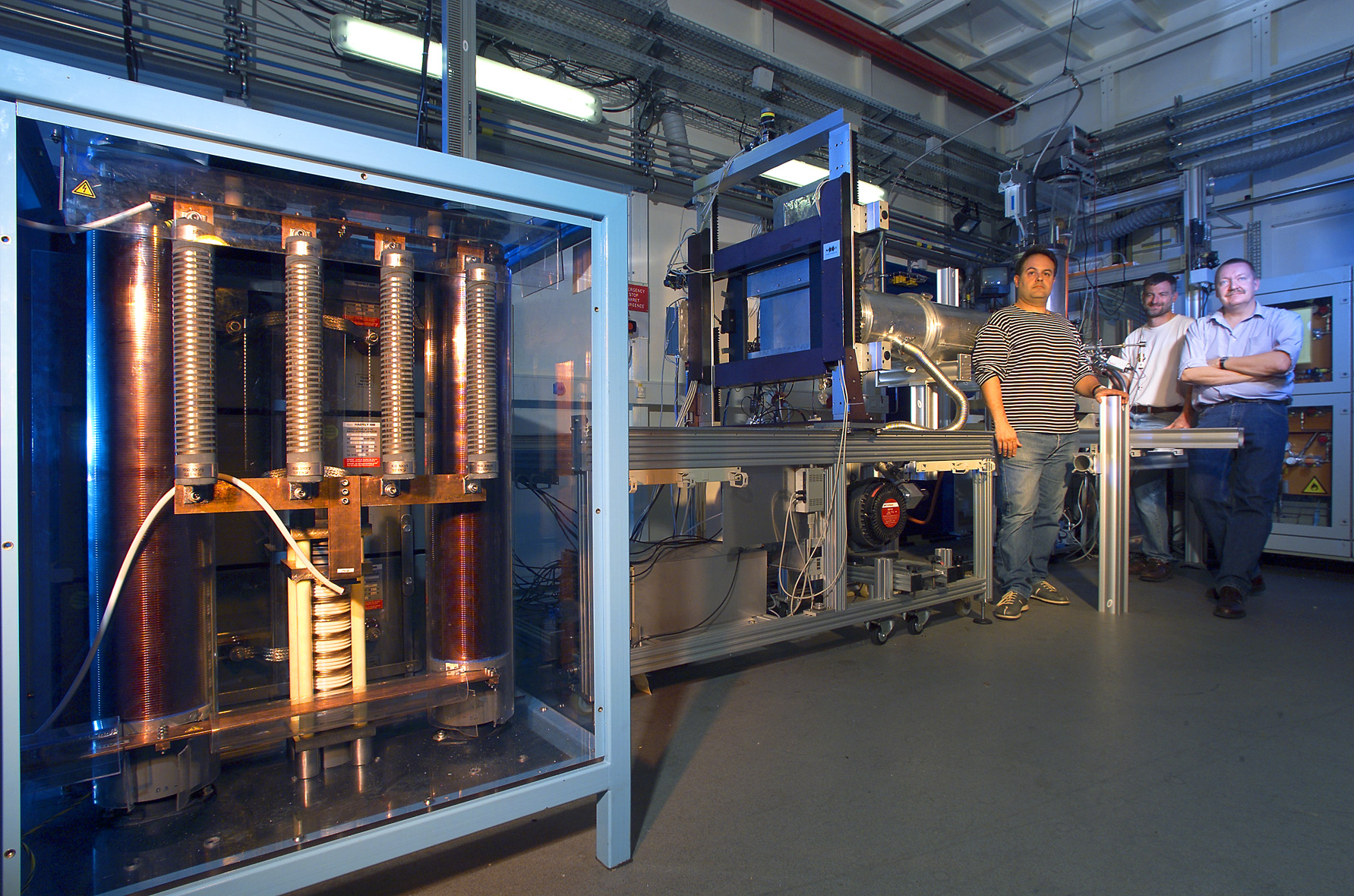 pulsed magnet 2004