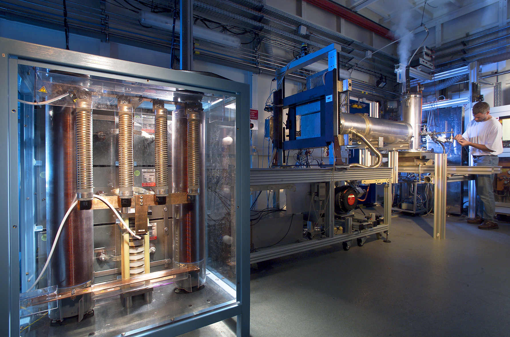 pulsed magnet 2004