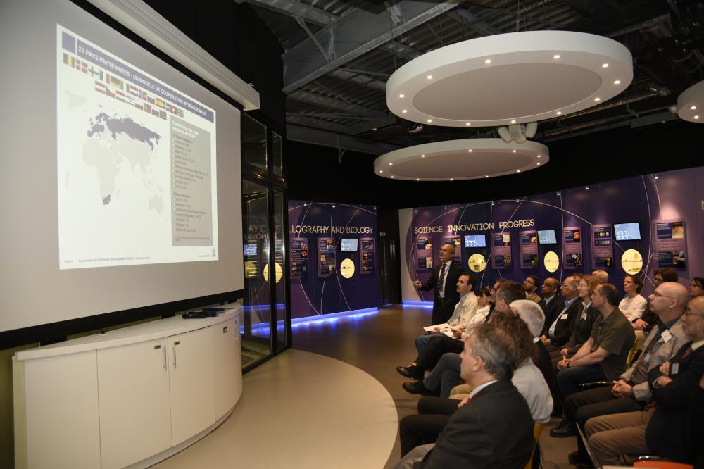 The ESRF launches a new generation of synchrotrons